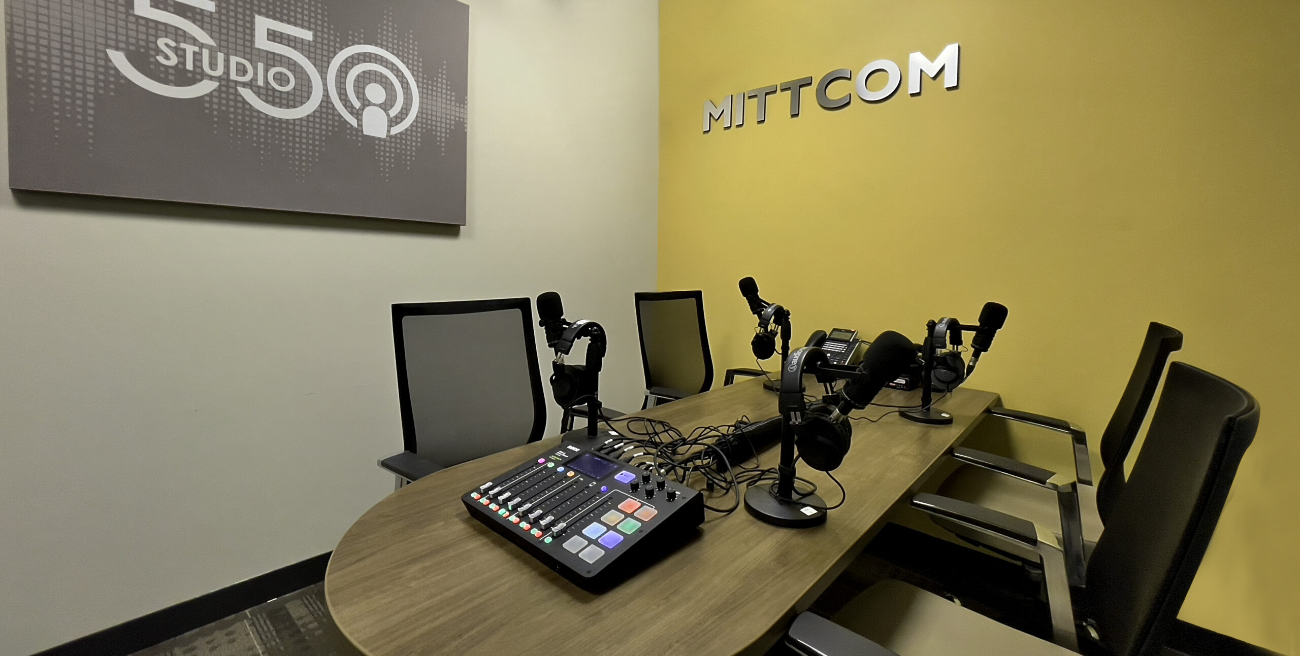 Now Podcasting at Studio 550 - MITTCOM